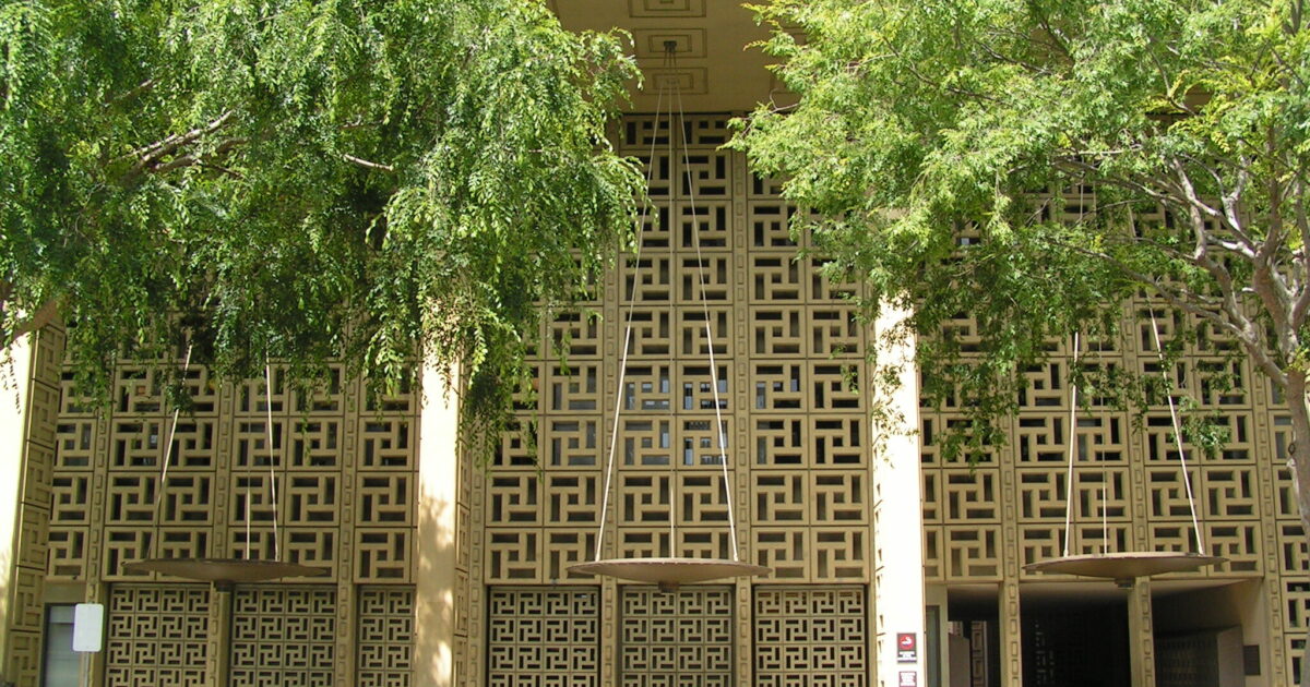 Stanford University Meyer Library - DCI Engineers